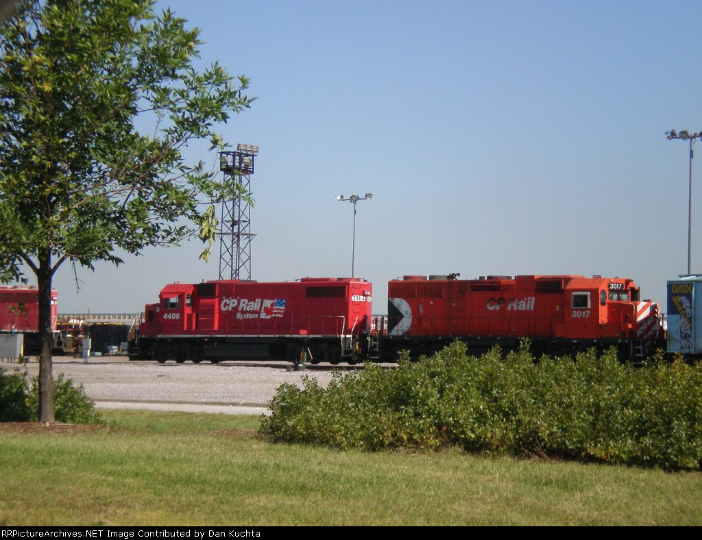 CP Geeps working the hump